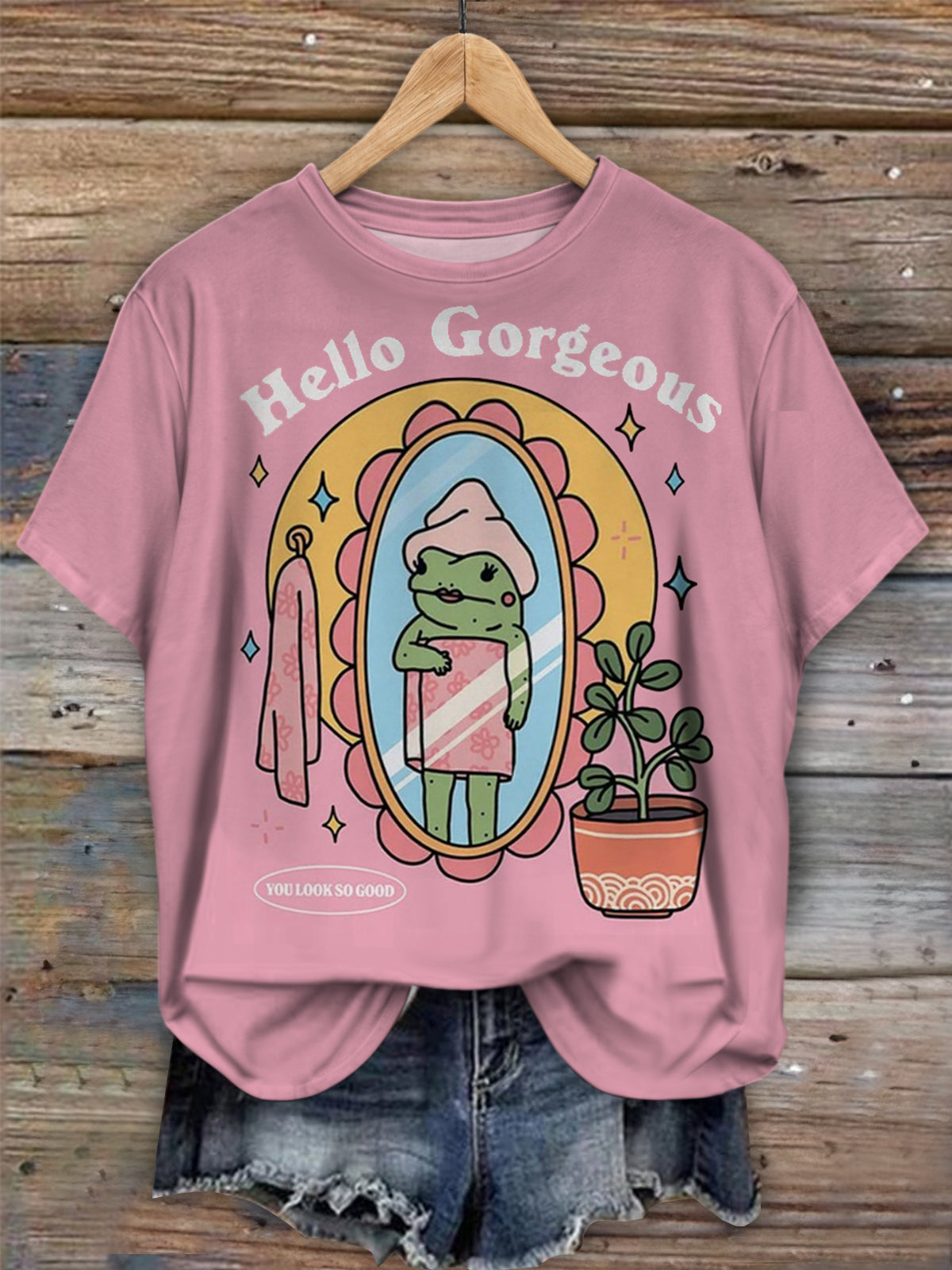 Hello Gorgeous Crew Neck T-shirt – Wonder closets