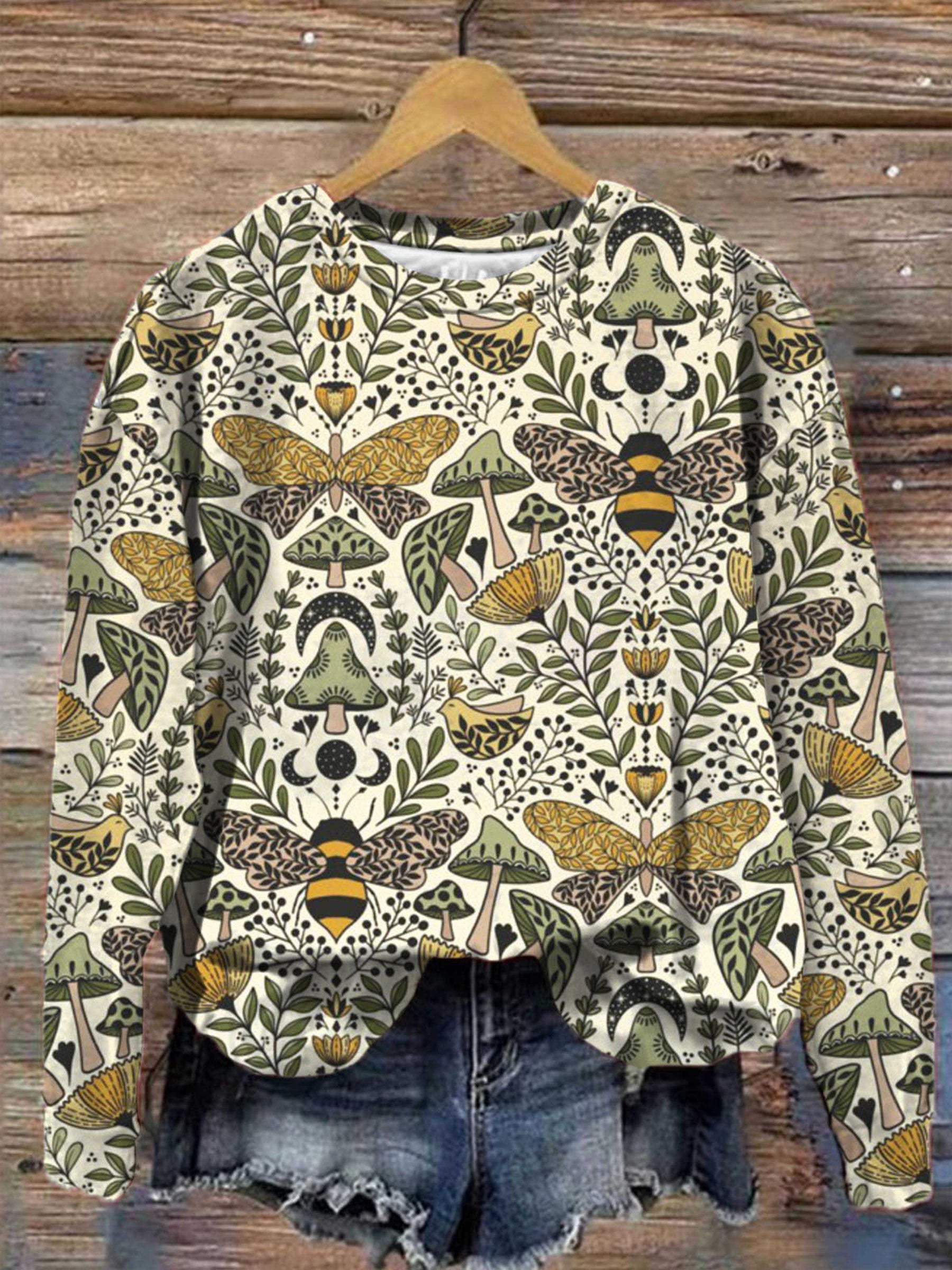 Natural Habitat of Bees and Moths Print Long Sleeve Top – Wonder closets