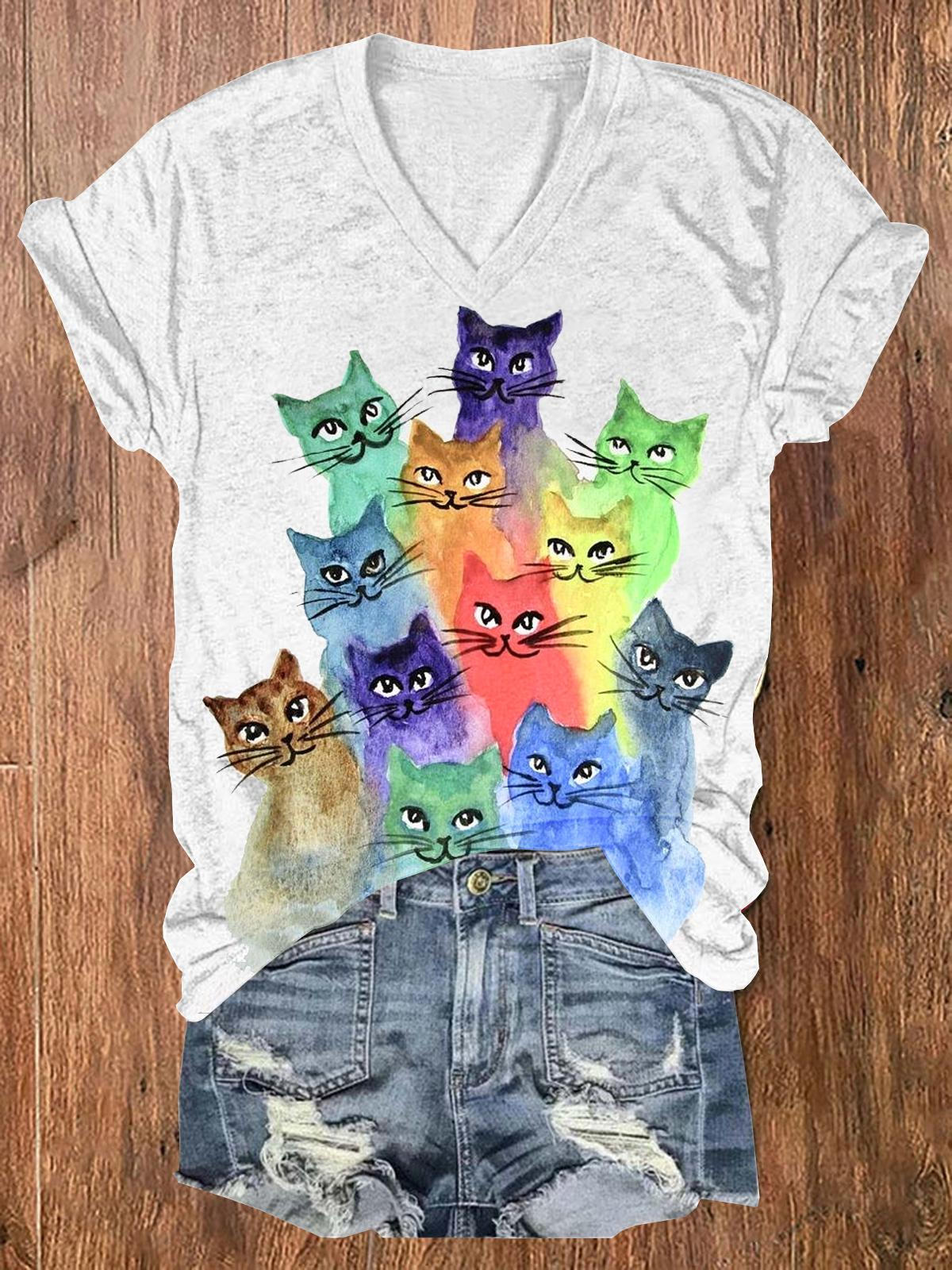 Cat V-Neck T-Shirt – Wonder closets
